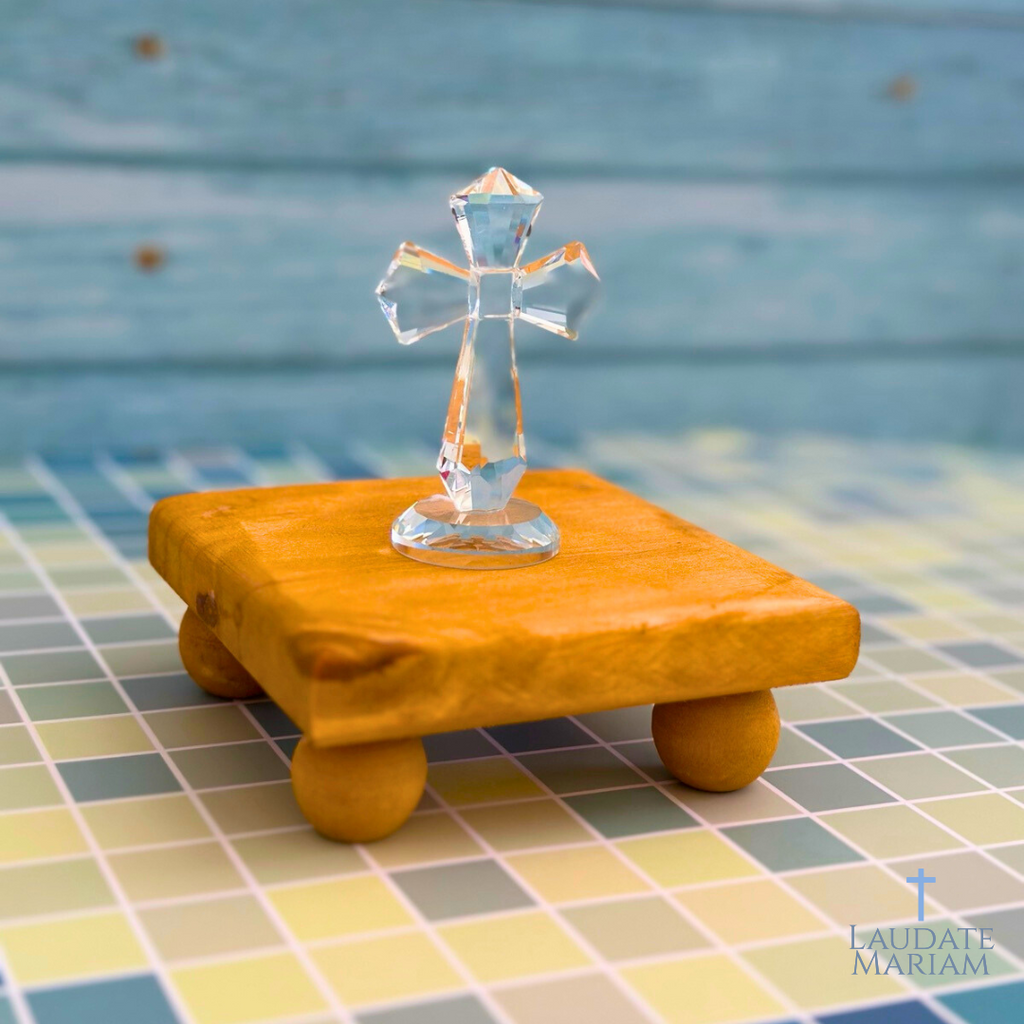 Crystal Glass Cross Statue – Elegant Religious Home Décor & Christian ...